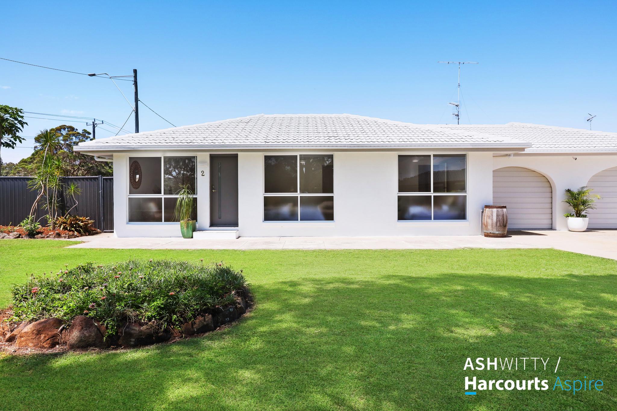 2/2 Crystal Waters Drive, TWEED HEADS NSW 2485 - Ash Witty Real Estate
